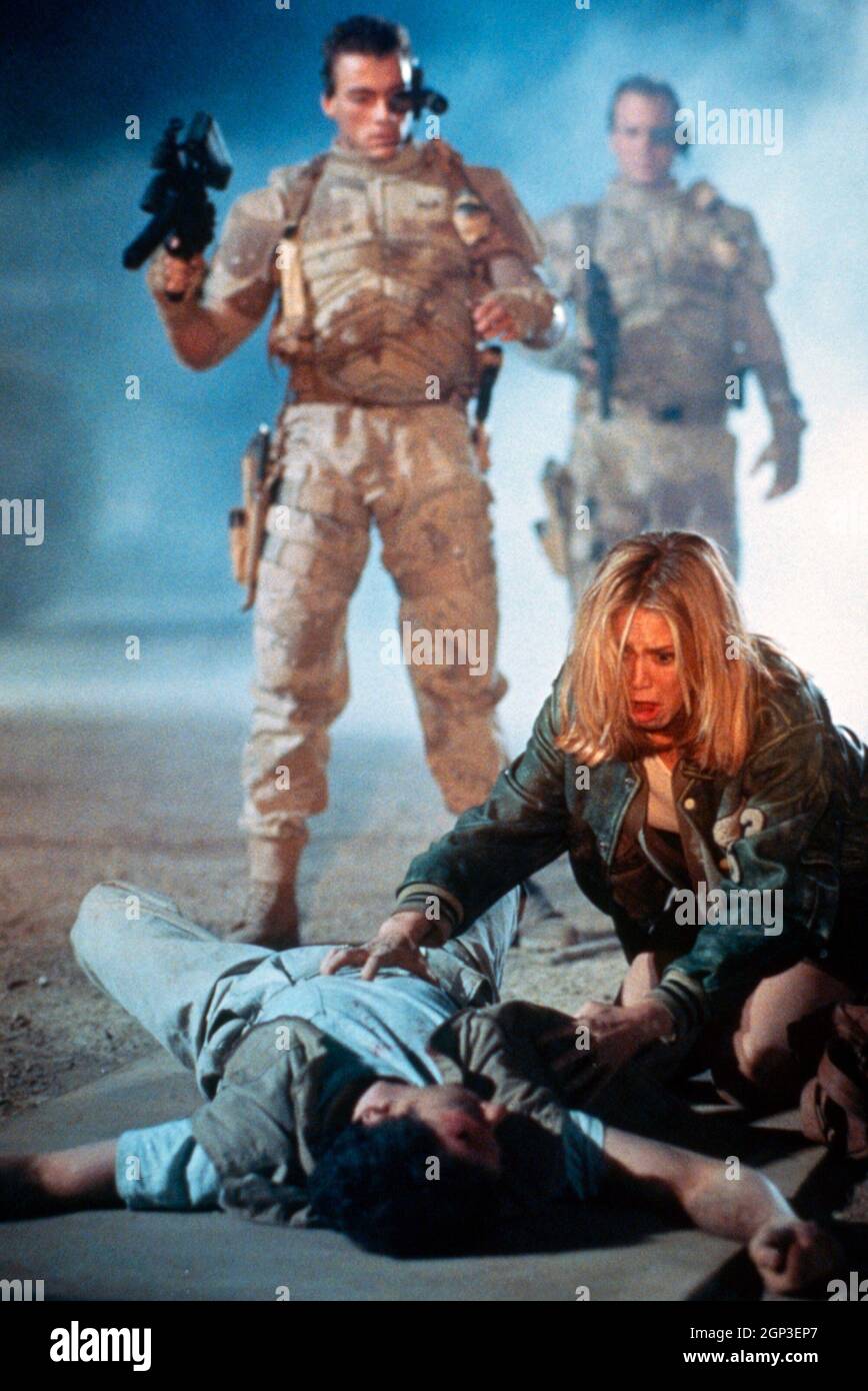 UNIVERSAL SOLDIER, Jean-Claude Van Damme (standing, left), Ally Walker ...