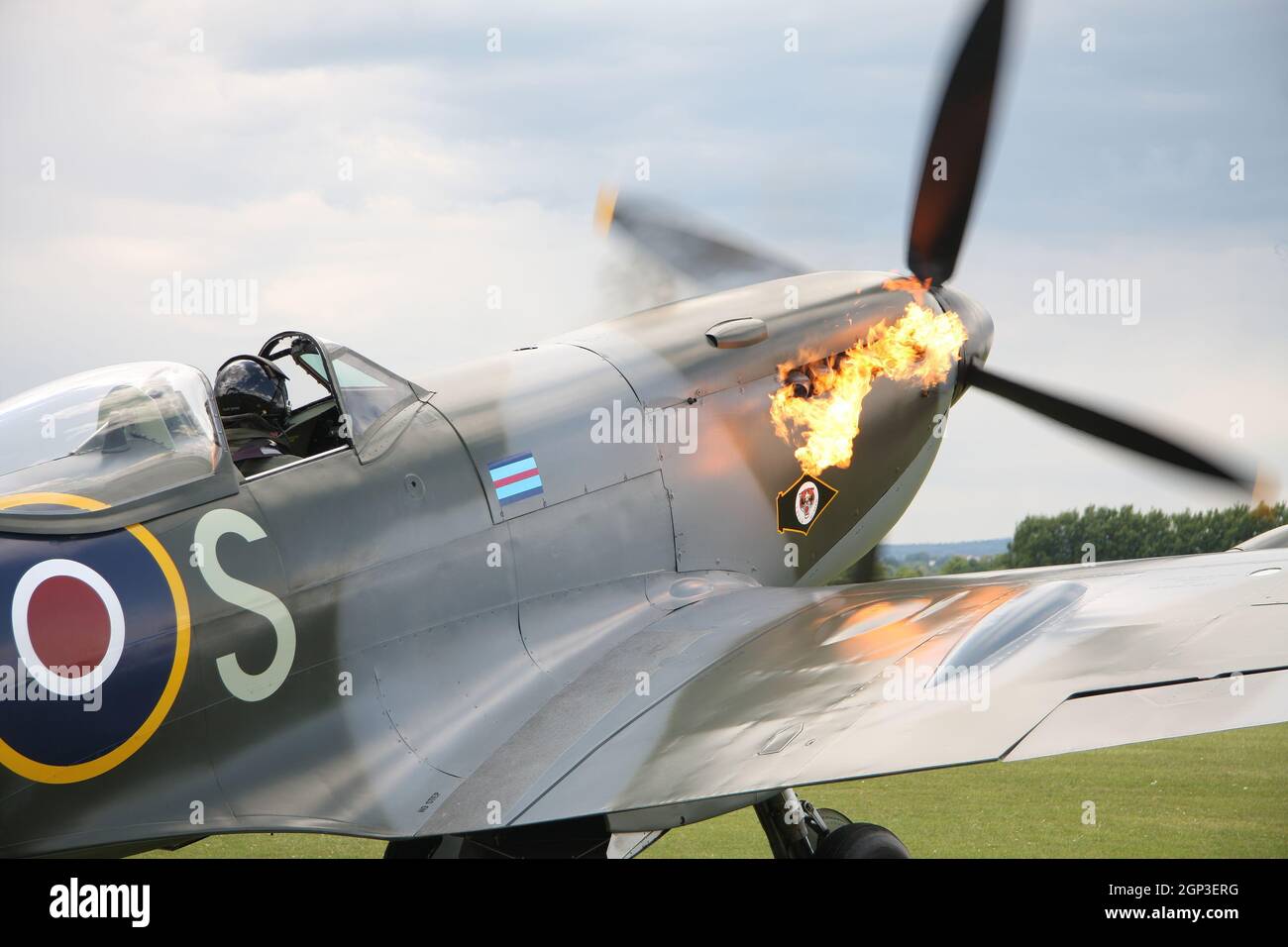 MK XVI Spitfire TD248 - Starting Up Stock Photo - Alamy