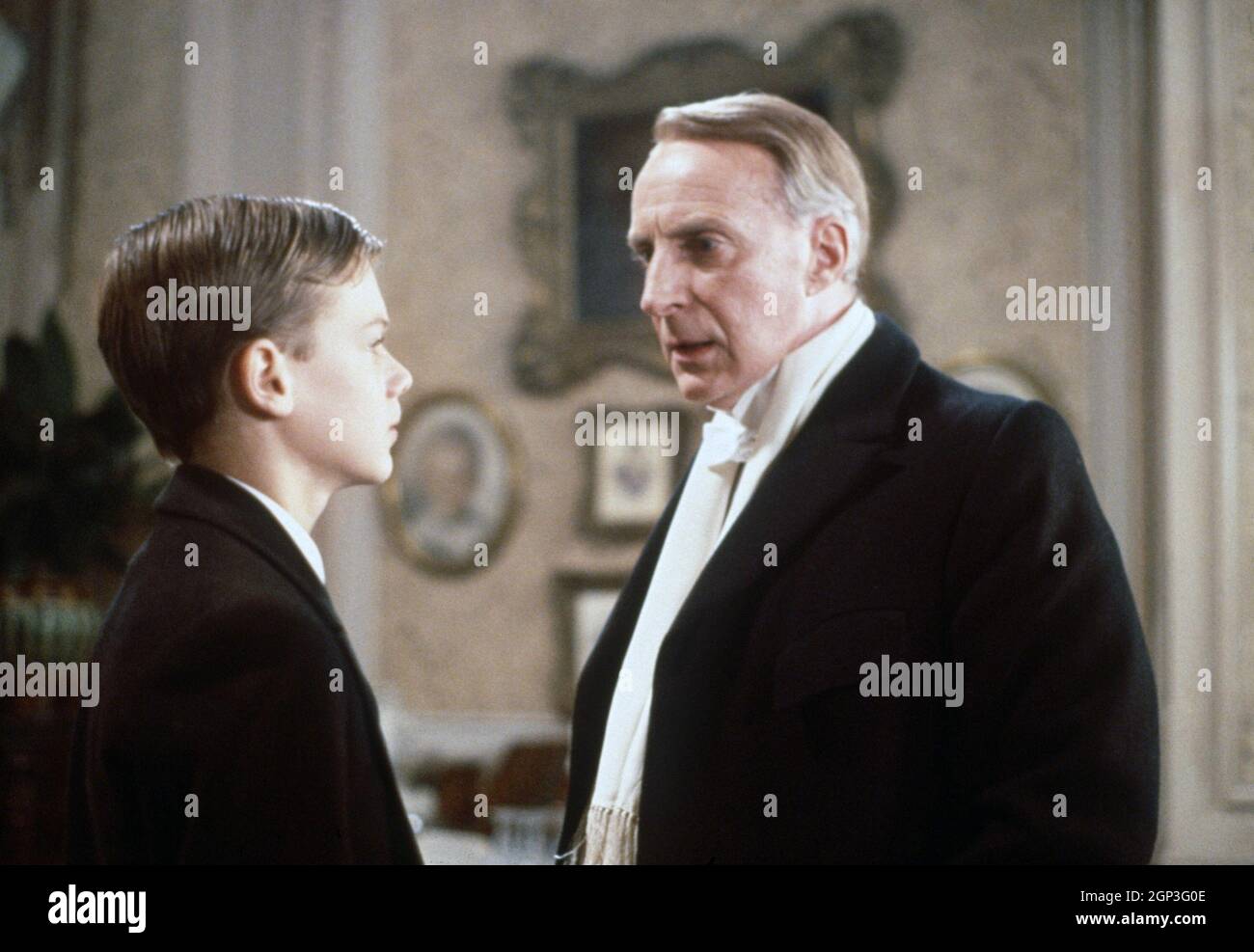 THE WINSLOW BOY, left: Guy Edwards, 1999. ©Sony Pictures Classics ...