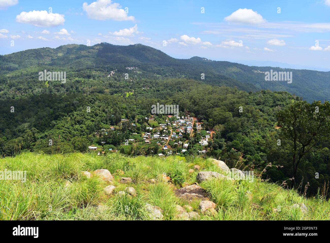Sirumalai Peak, Vellimalai Sivan Temple Stock Photo - Alamy