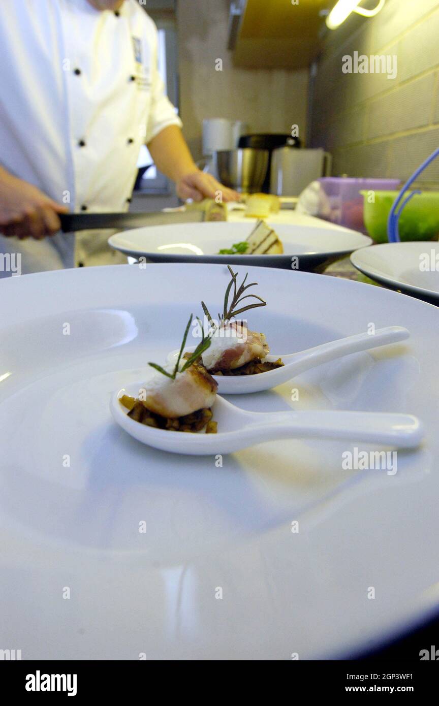 Preparation of dishes hi-res stock photography and images - Alamy