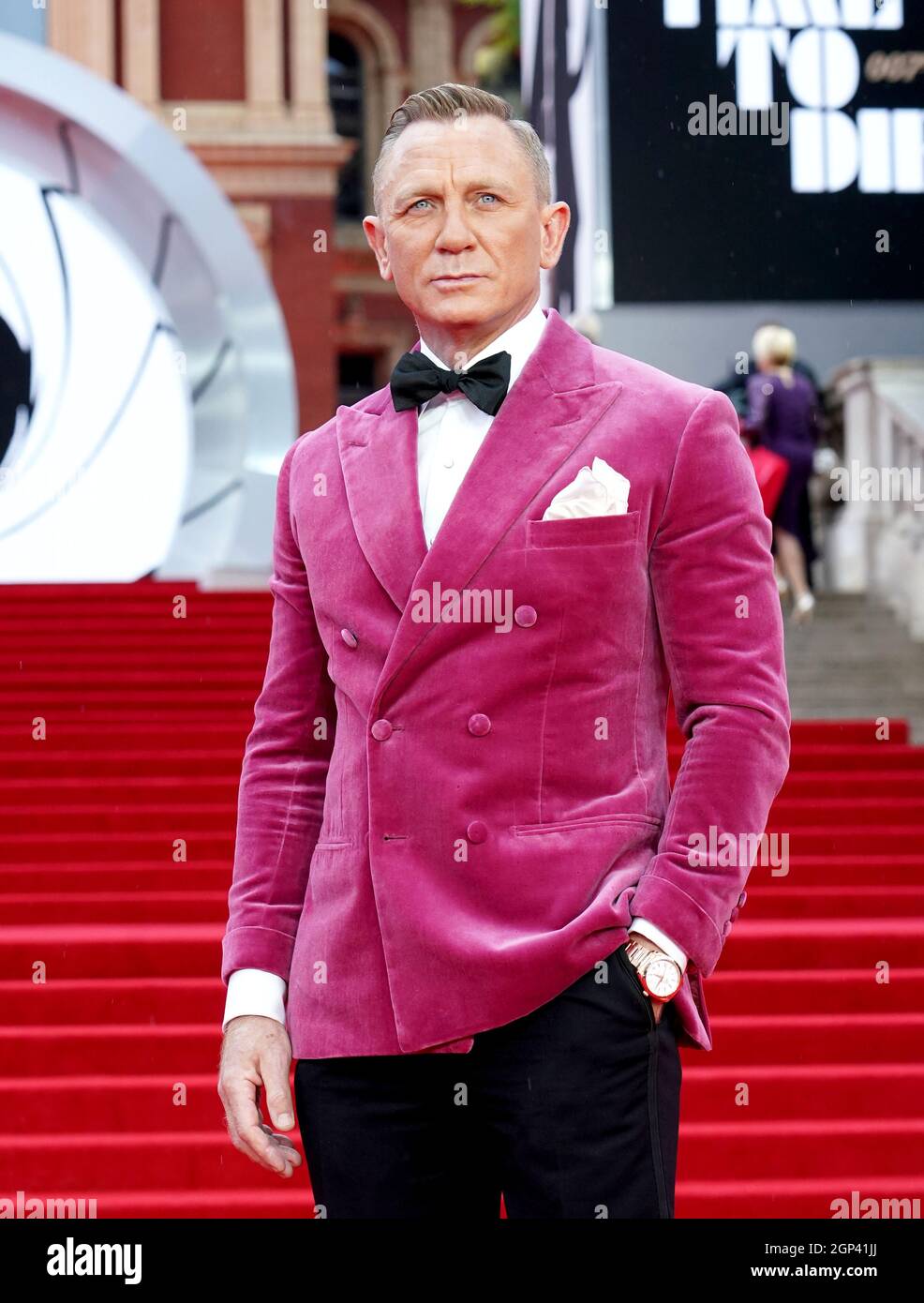 Daniel Craig attending the World Premiere of No Time To Die, held at ...