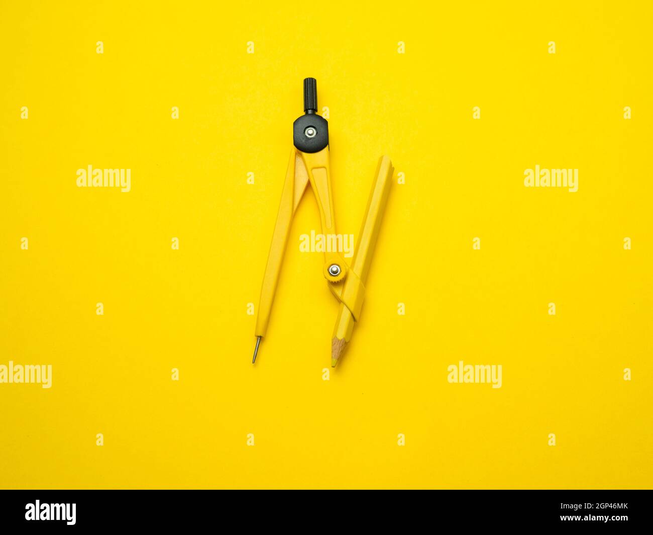 Yellow compass hi-res stock photography and images - Alamy