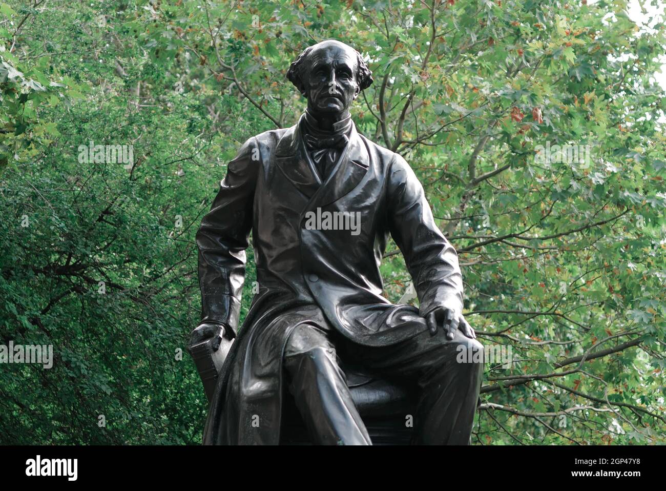 John stuart mill statue hi-res stock photography and images - Alamy