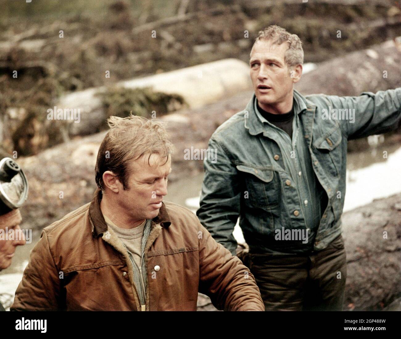 SOMETIMES A GREAT NOTION, from left, Richard Jaeckel, Paul Newman, 1971 Stock Photo - Alamy