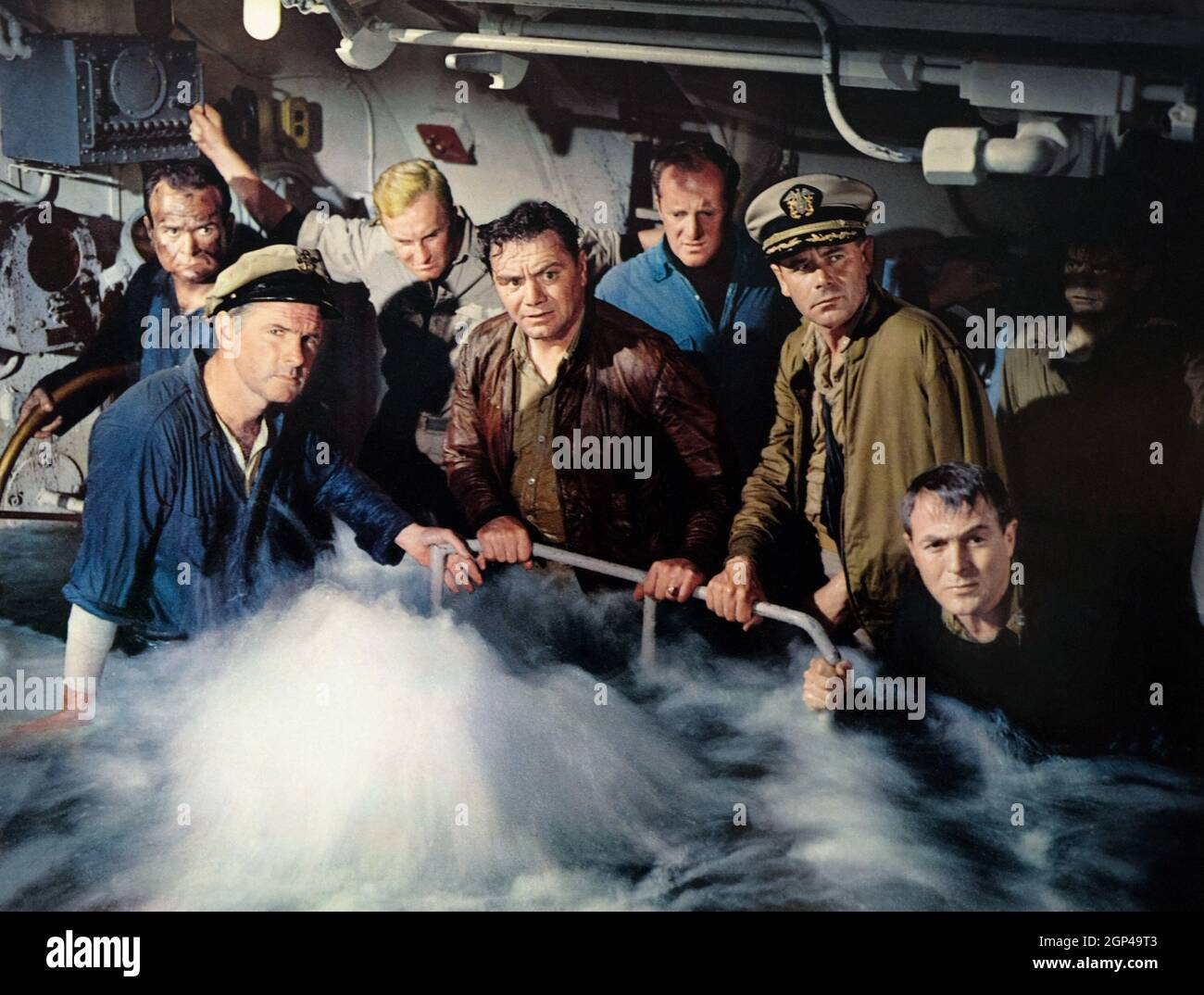 TORPEDO RUN, center and right, standing, Ernest Borgnine, Glenn Ford ...