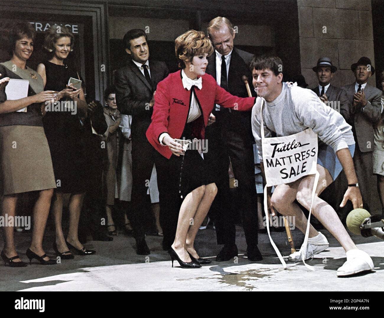 WHO'S MINDING THE STORE?, from left, front, Jill St. John, Ray Walston ...