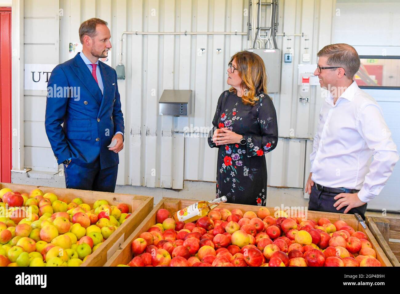 Crown Prince Haakon during a visit to Askim Frukt- og Bærpresseri ...