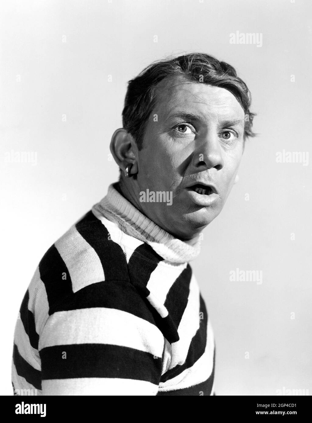 BEYOND THE PECOS, Fuzzy Knight, 1945 Stock Photo - Alamy