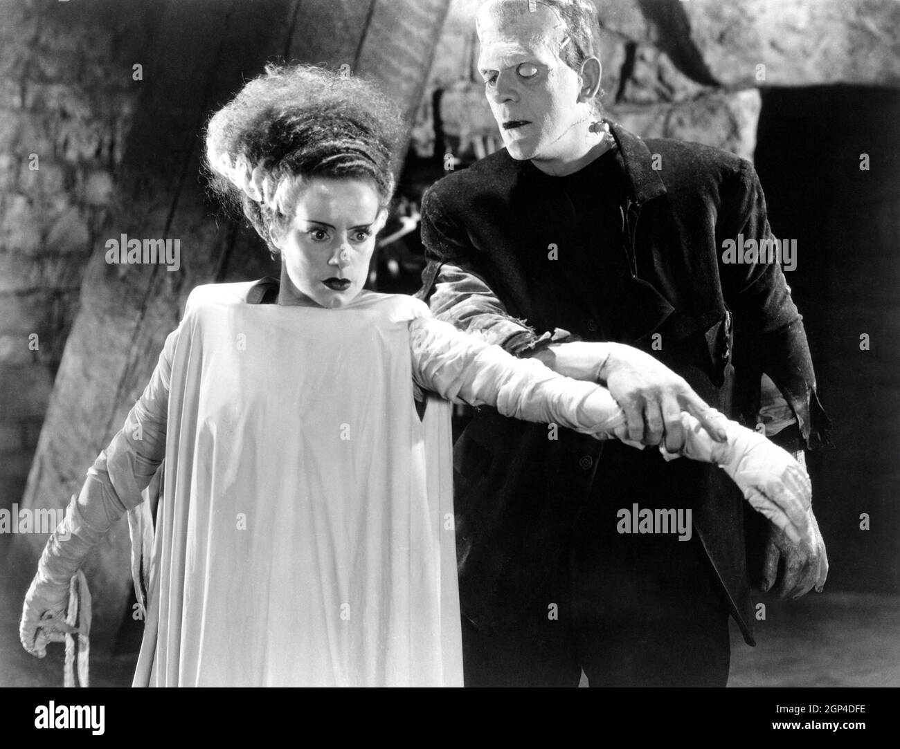 BRIDE OF FRANKENSTEIN, from left, Elsa Lanchester, Boris Karloff, 1935 ...