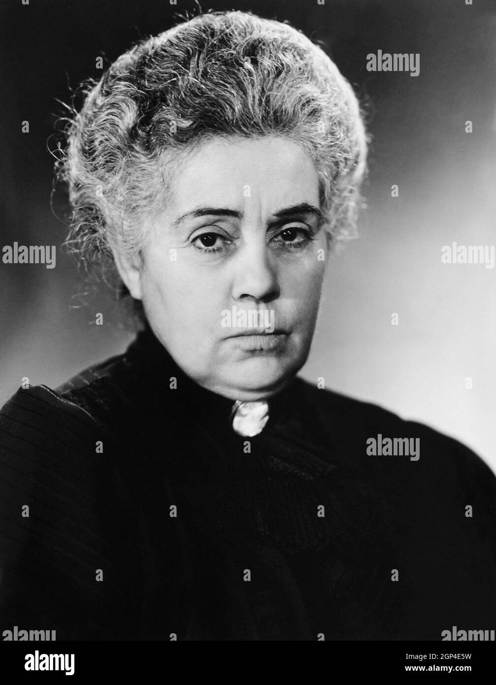 CAVALCADE, from left: Beryl Mercer, 1933, TM & Copyright © 20th Century ...