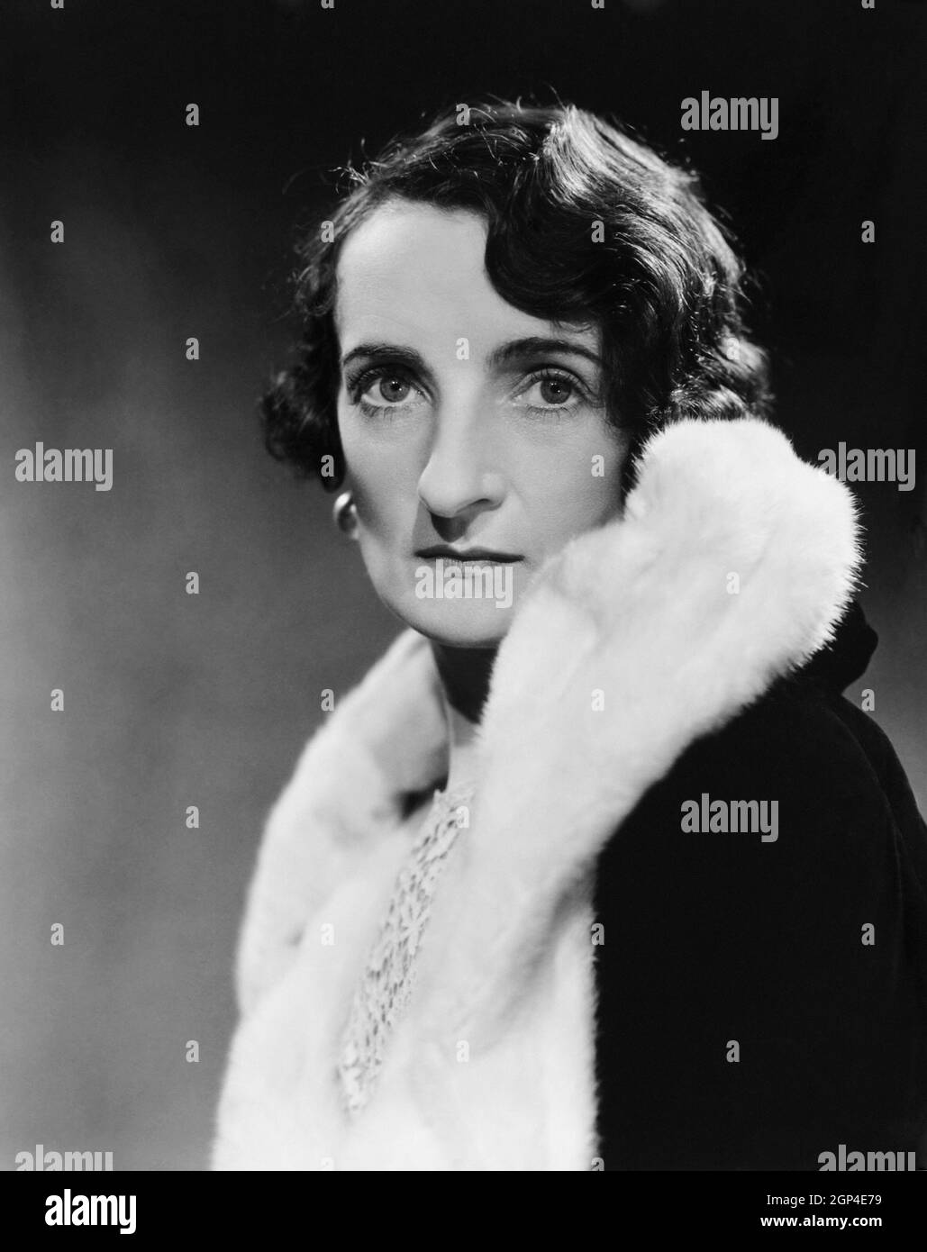 CAVALCADE, Una O'Connor, 1933, TM & Copyright © 20th Century Fox Film ... CAVALCADE, Una O'Connor, 1933, TM & Copyright © 20th Century Fox Film ...