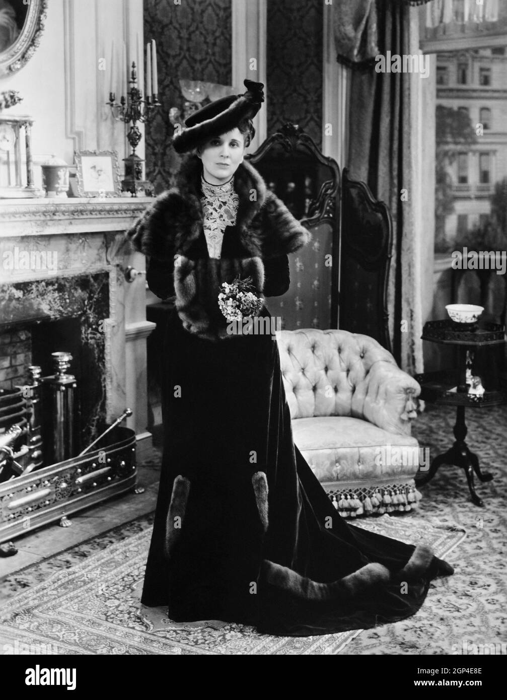 CAVALCADE, Diana Wynyard, 1933, TM & Copyright © 20th Century Fox Film ...