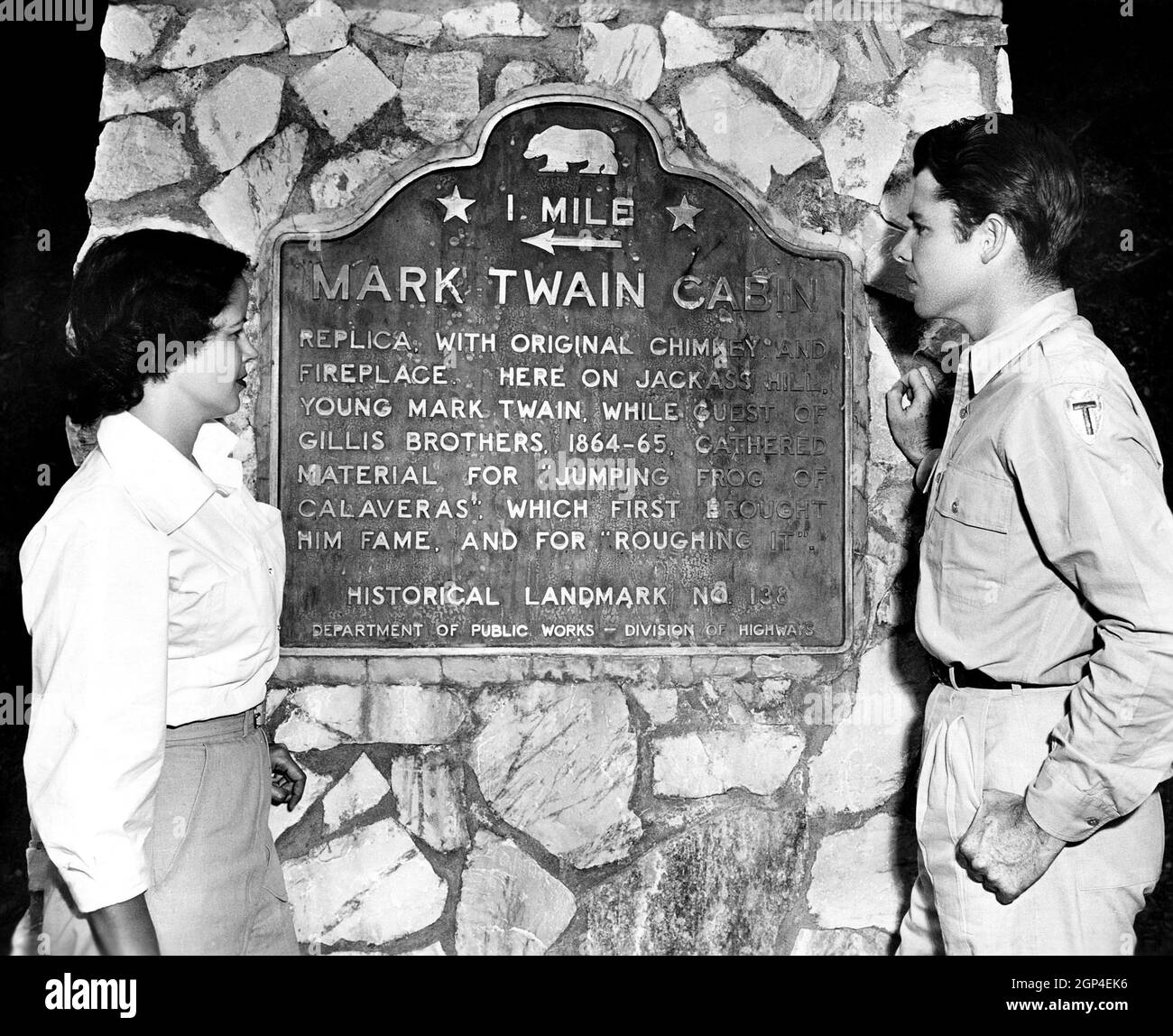 THE CIMARRON KID, Audie Murphy, with his second wife, Pamela Archer, on ...