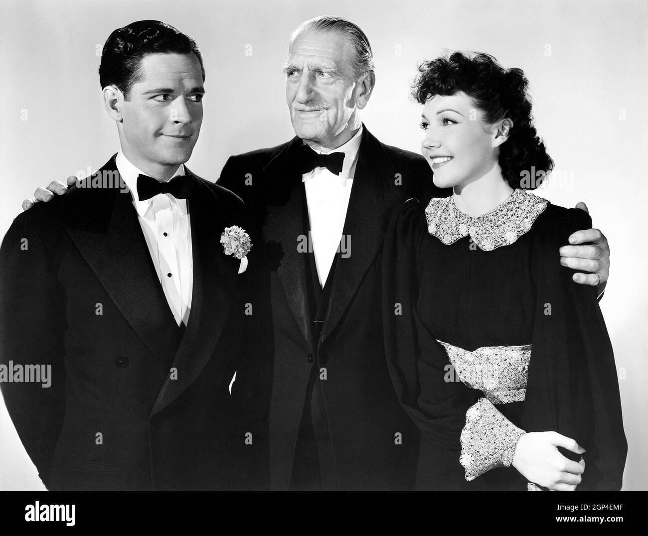 CITY OF CHANCE, from left, Donald Woods, C. Aubrey Smith, Lynn Bari ...
