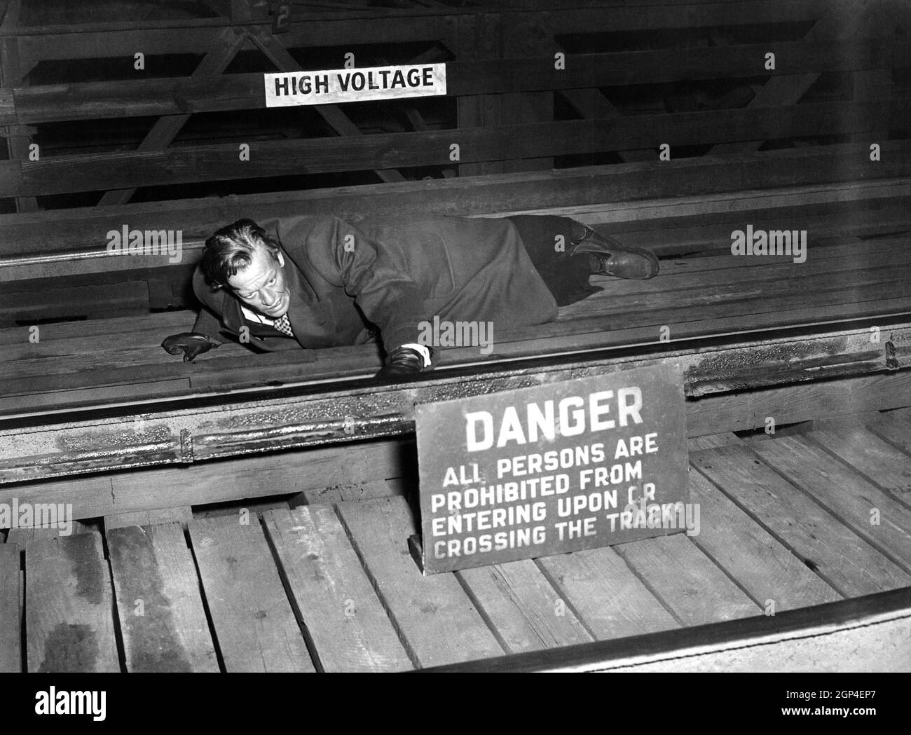 CITY THAT NEVER SLEEPS, William Talman, 1953 Stock Photo - Alamy