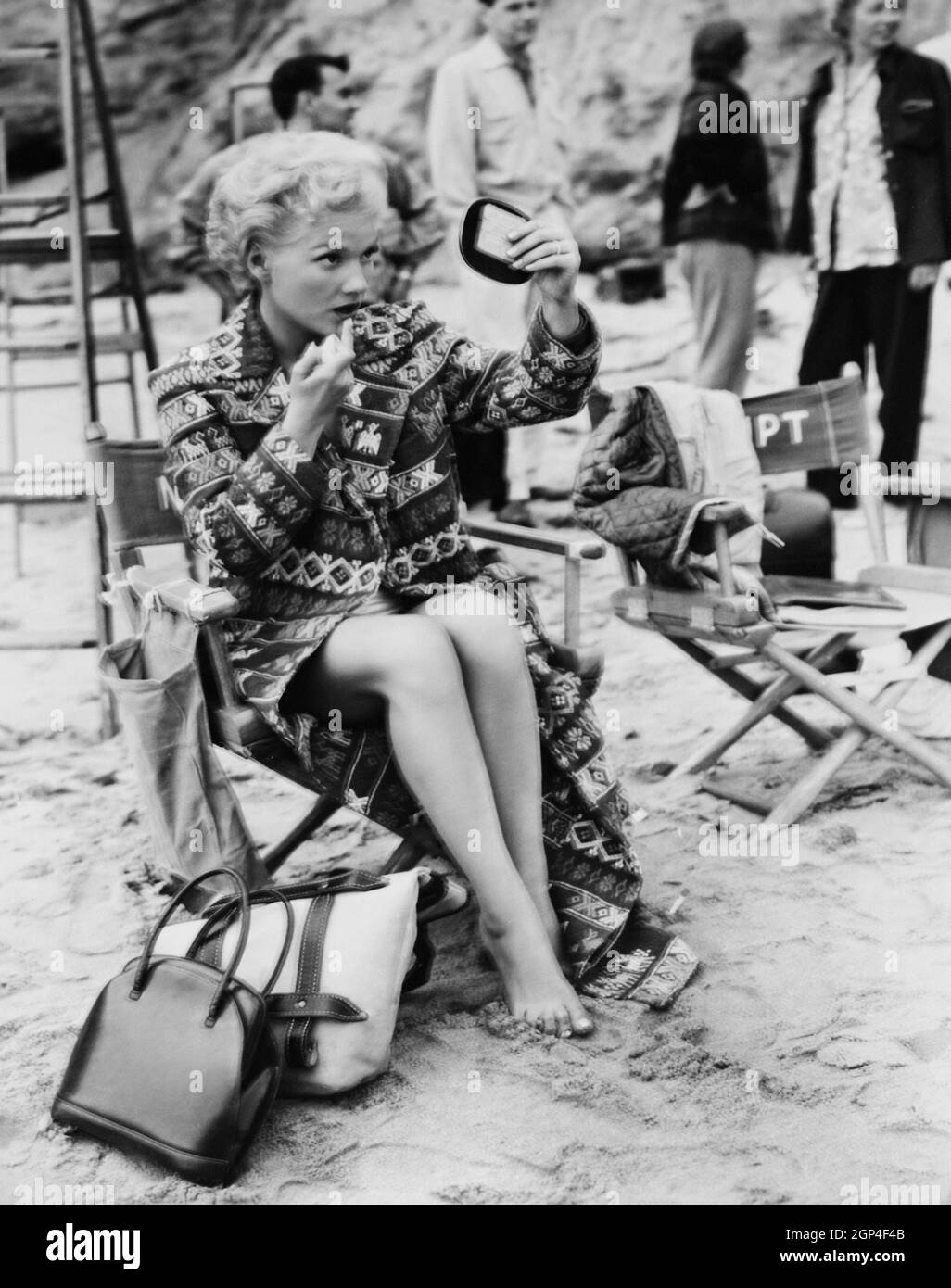 THE COME ON, Anne Baxter on set, 1956 Stock Photo - Alamy