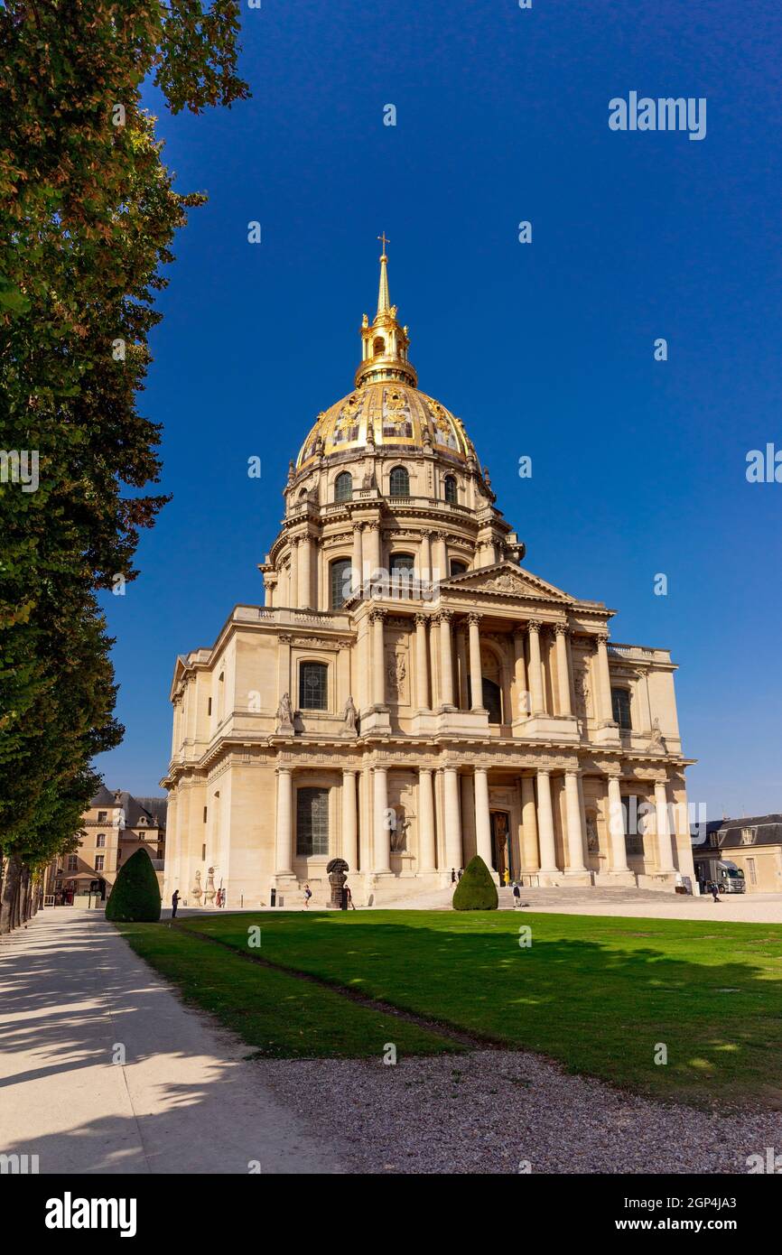 Les Invalides National Palace in Paris, France Stock Photo - Alamy
