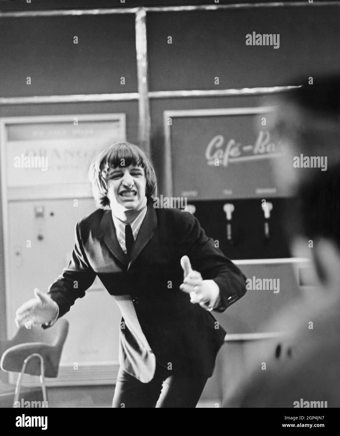 HELP!, Ringo Starr, 1965 Stock Photo - Alamy