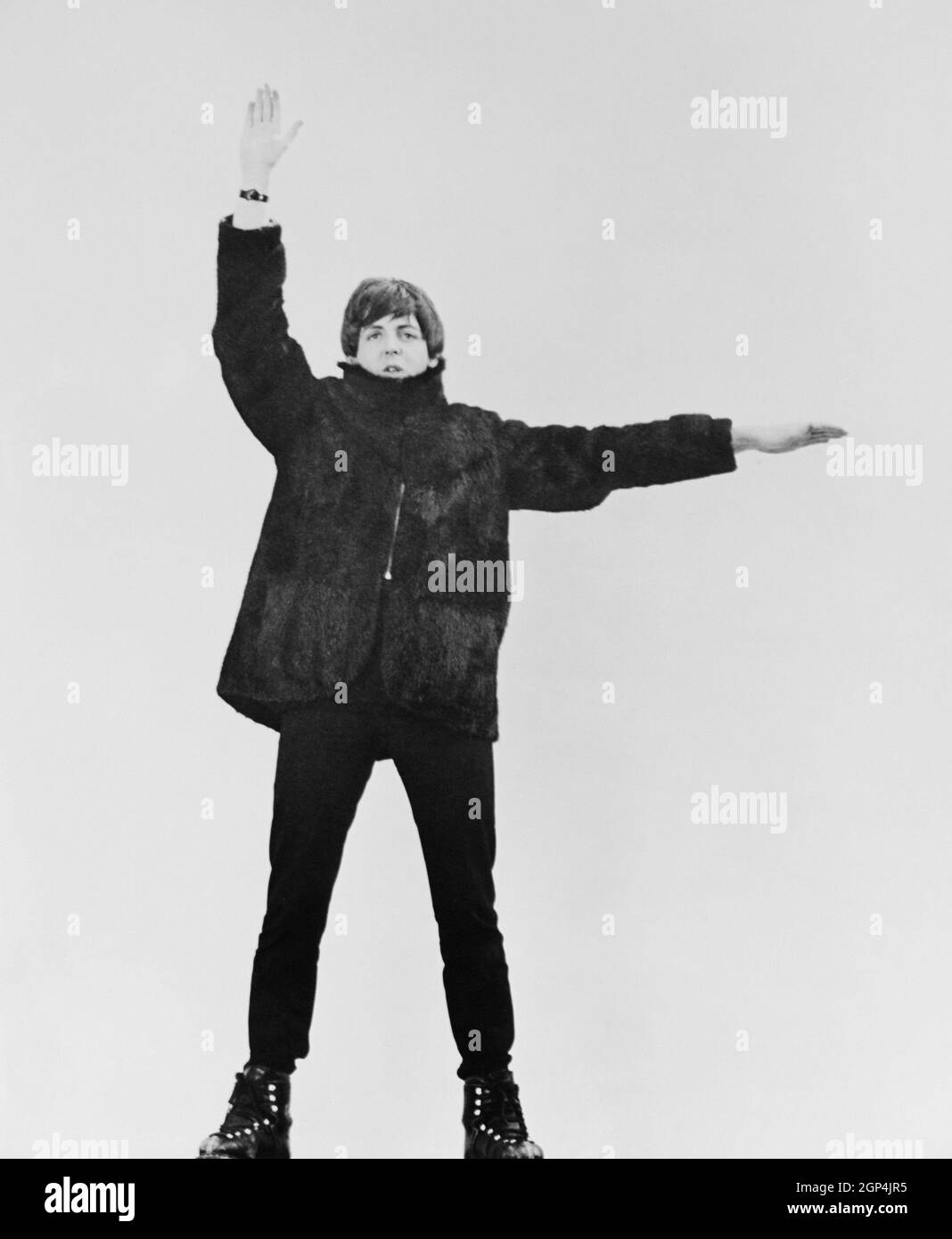 HELP!, Paul McCartney, 1965 Stock Photo - Alamy