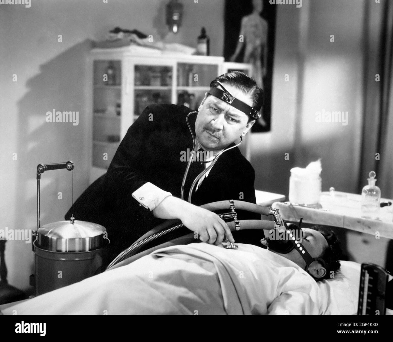 HOW TO START THE DAY, from left, Robert Benchley, Ernie Alexander, 1937 ...