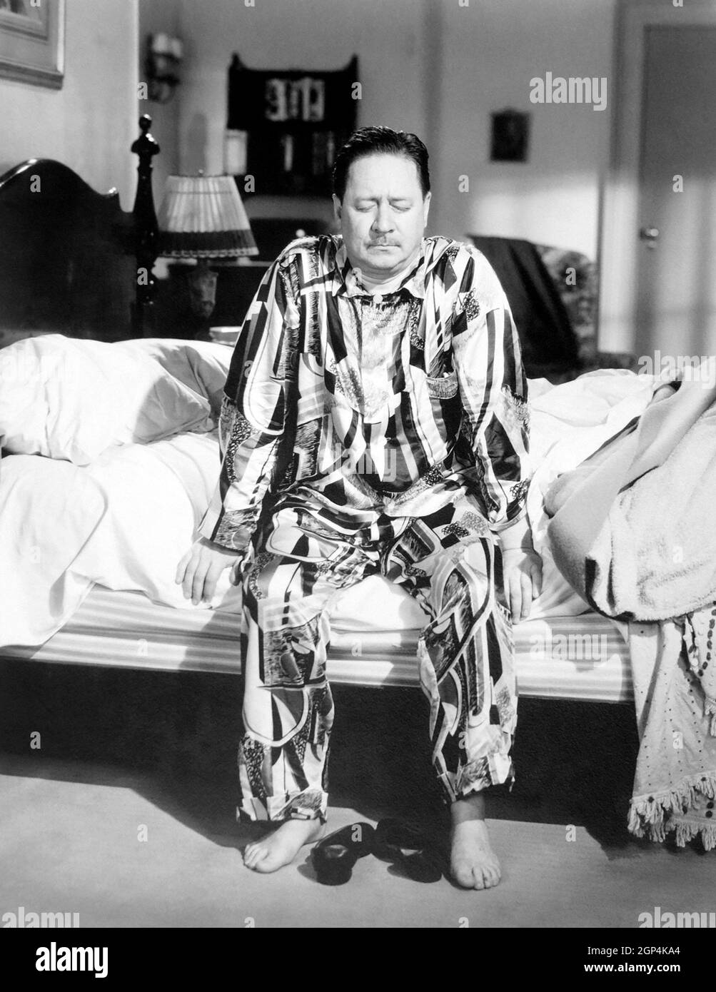 HOW TO START THE DAY, Robert Benchley, 1937 Stock Photo - Alamy