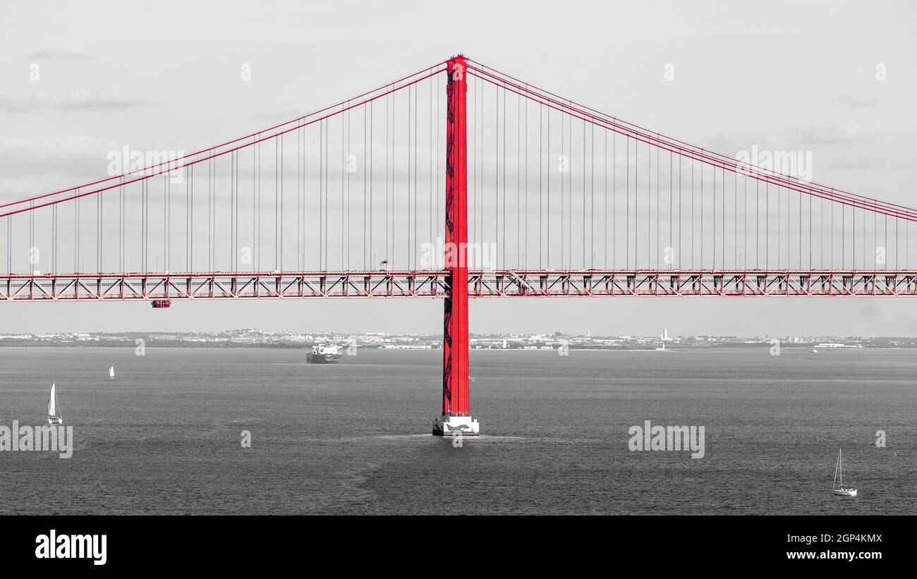 PORTUGAL, LISBON. THE 25 APRIL BRIDGE OF LISBON Stock Photo - Alamy