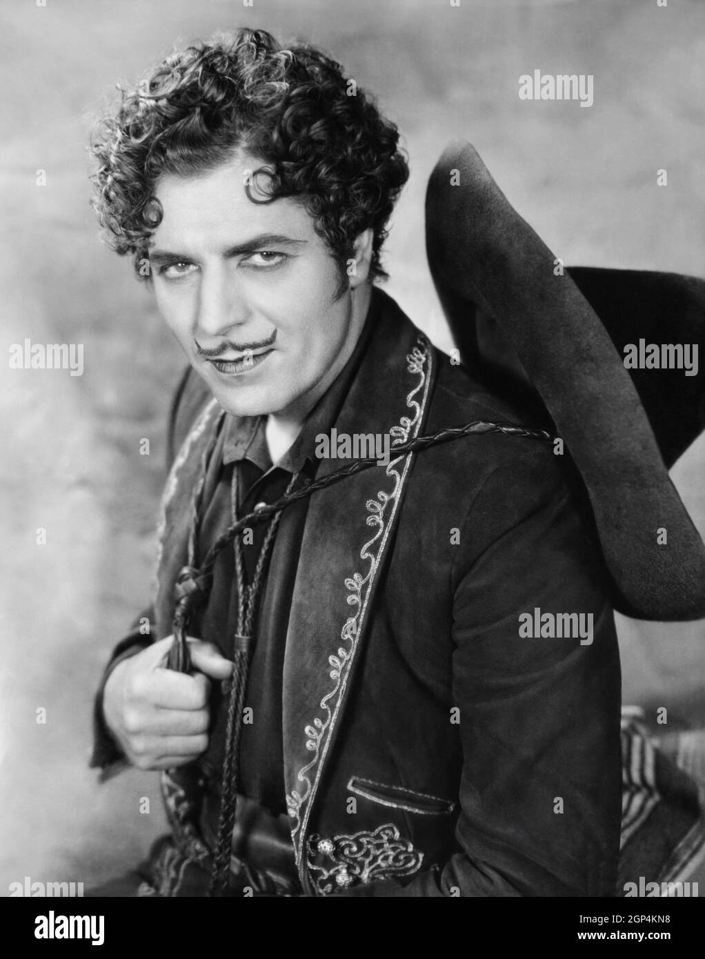 IN OLD ARIZONA, Warner Baxter, 1928, TM & Copyright © 20th Century Fox ...