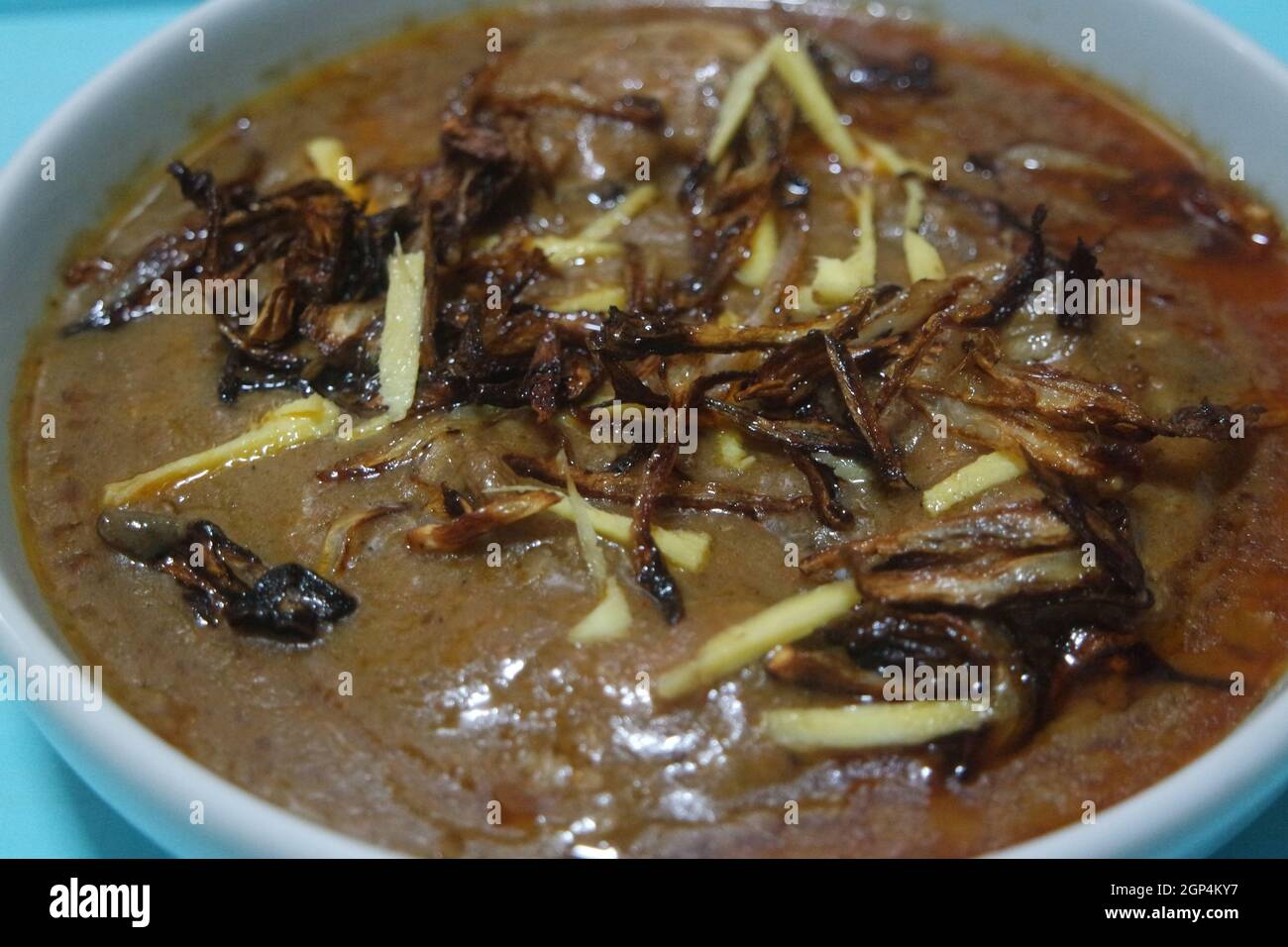 Traditional pakistani haleem dish hi-res stock photography and images ...