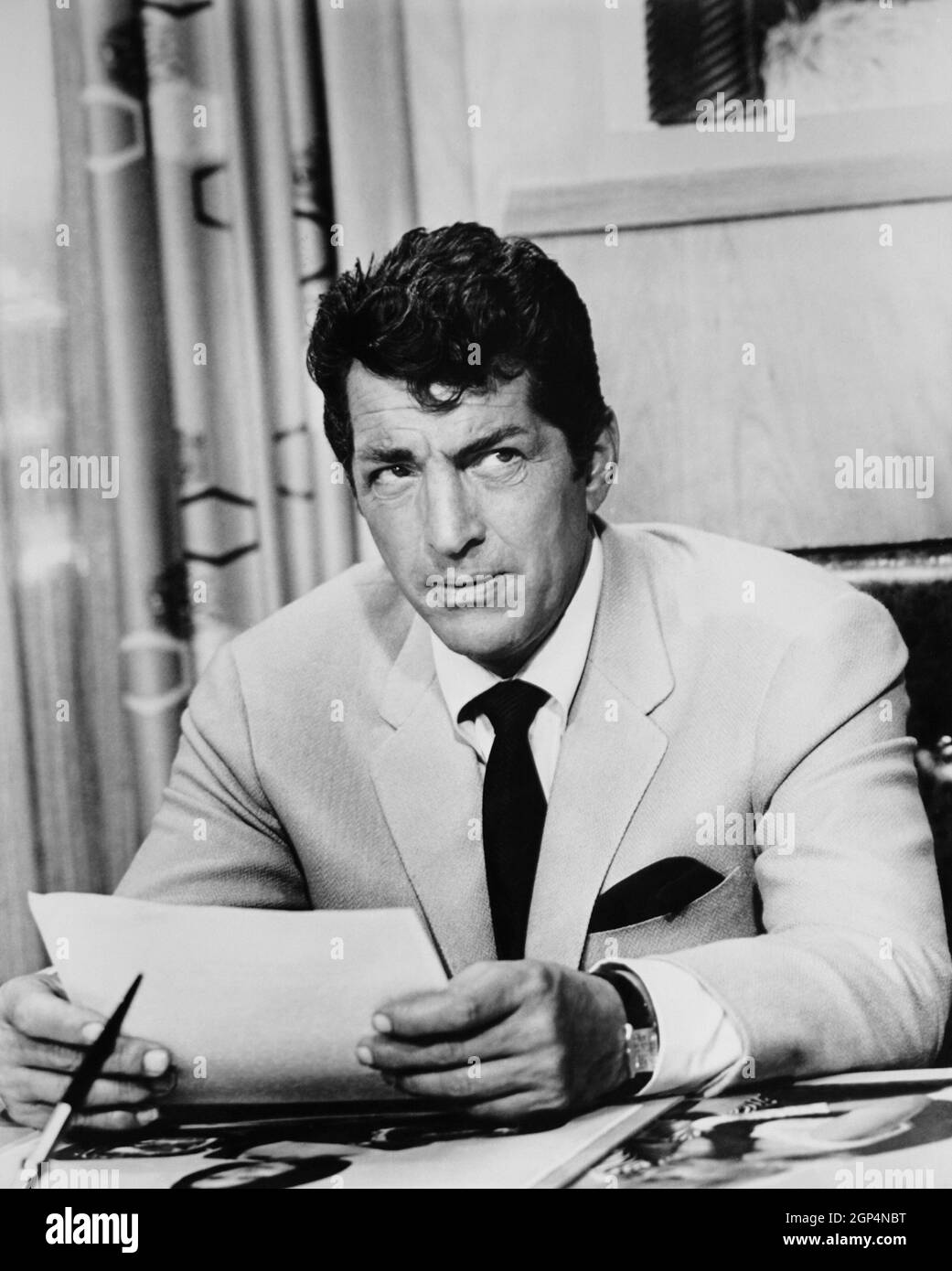 MARRIAGE ON THE ROCKS, Dean Martin, 1965 Stock Photo - Alamy