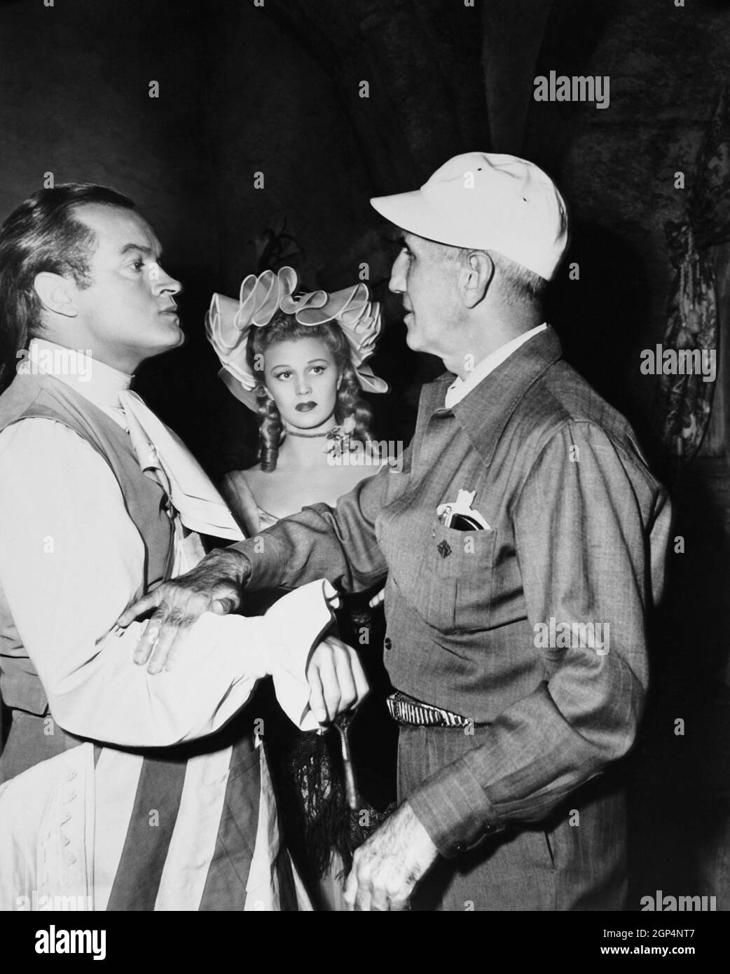 MONSIEUR BEAUCAIRE, from left: Bob Hope, Joan Caulfield, director ...