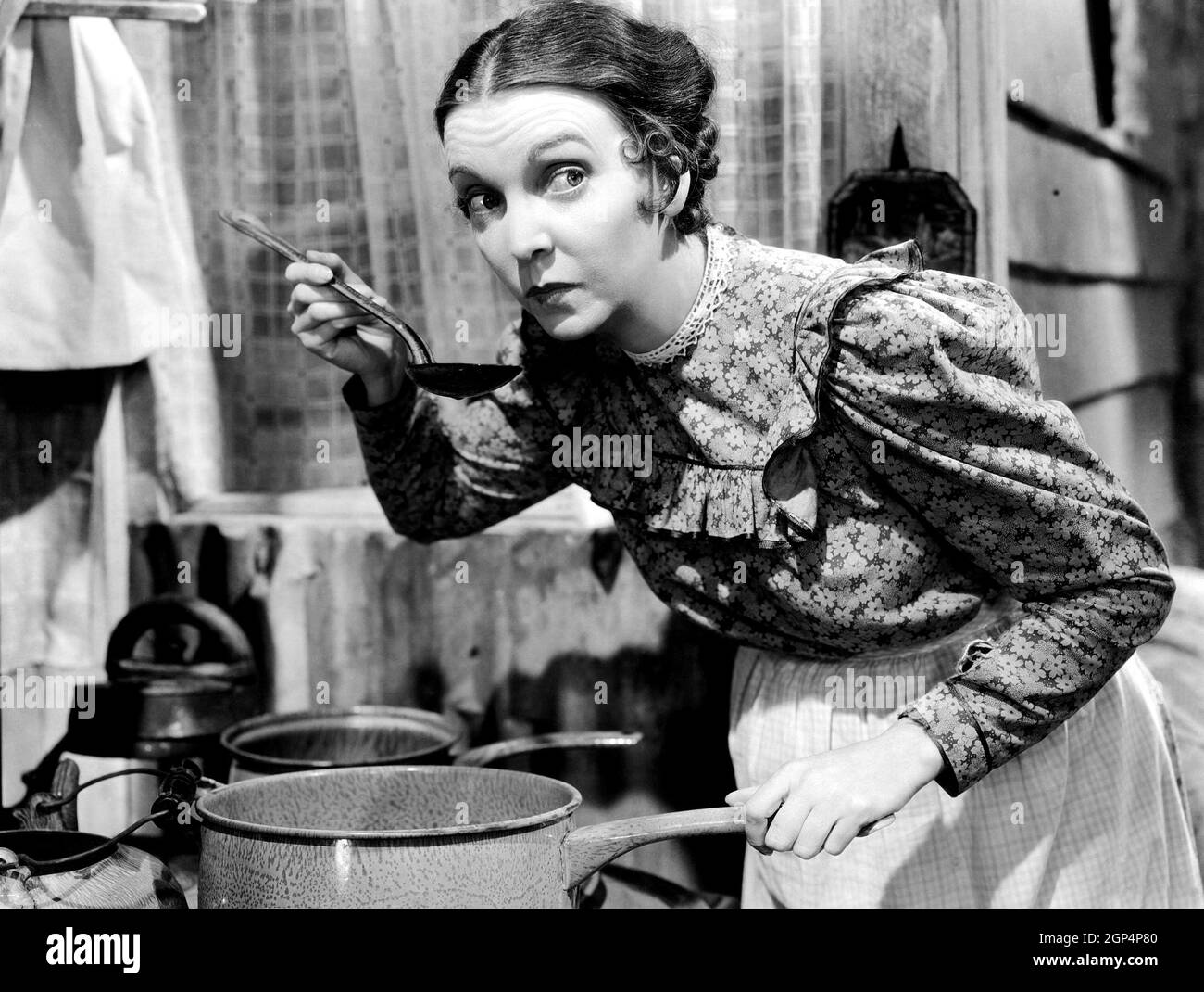 MRS. WIGGS OF THE CABBAGE PATCH, ZaSu Pitts, 1934 Stock Photo - Alamy