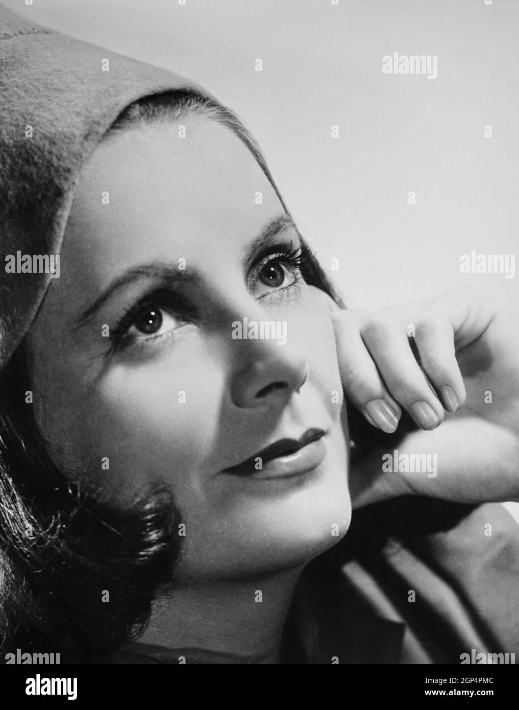 NINOTCHKA, Greta Garbo, 1939 Stock Photo - Alamy