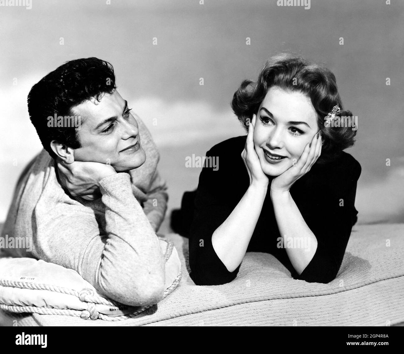 NO ROOM FOR THE GROOM, from left, Tony Curtis, Piper Laurie, 1952 Stock ...