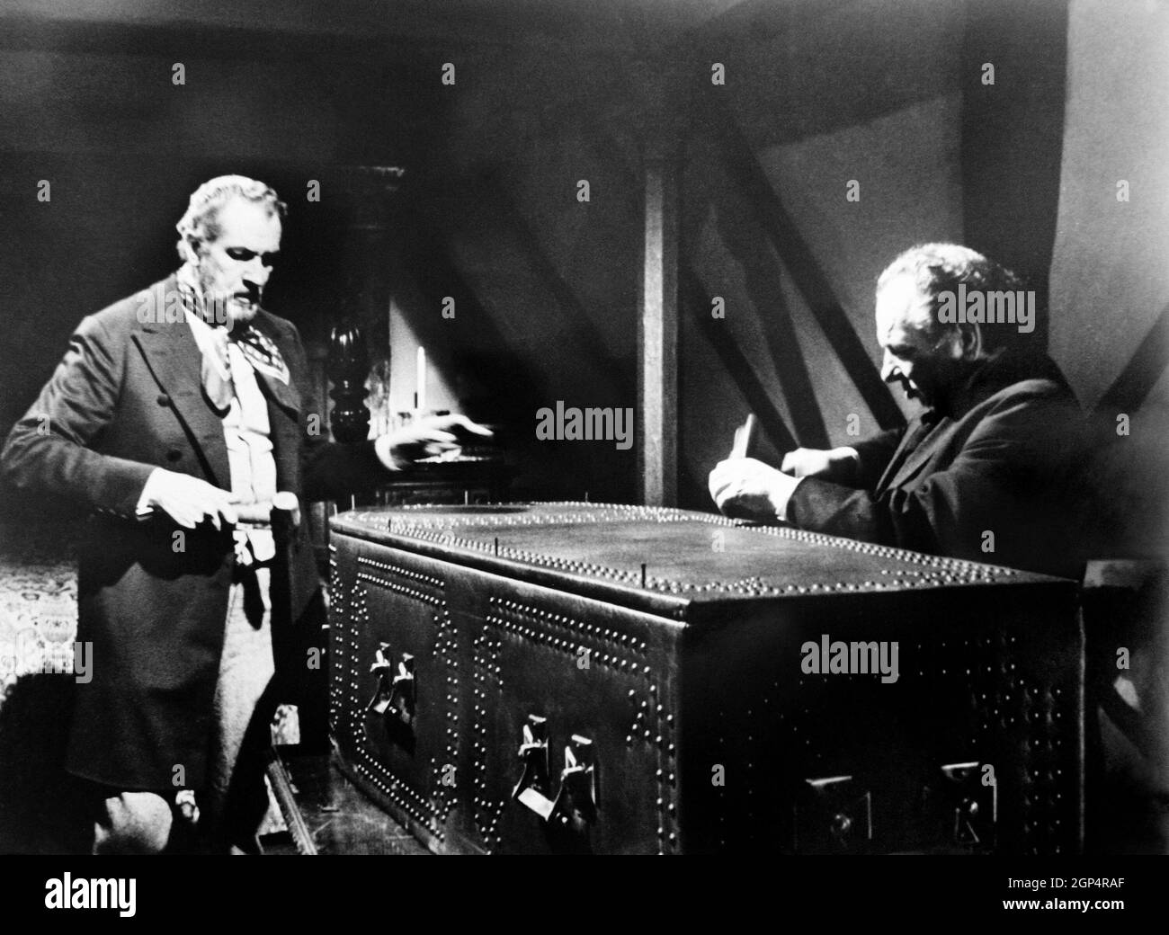 THE OBLONG BOX, from left, Vincent Price, Michael Balfour, 1969 Stock ...