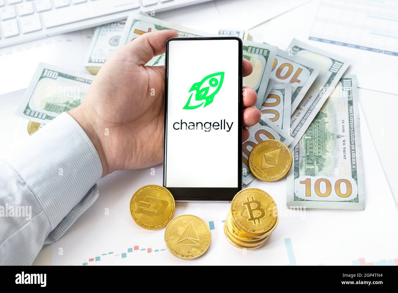 Changelly logo hi-res stock photography and images - Alamy