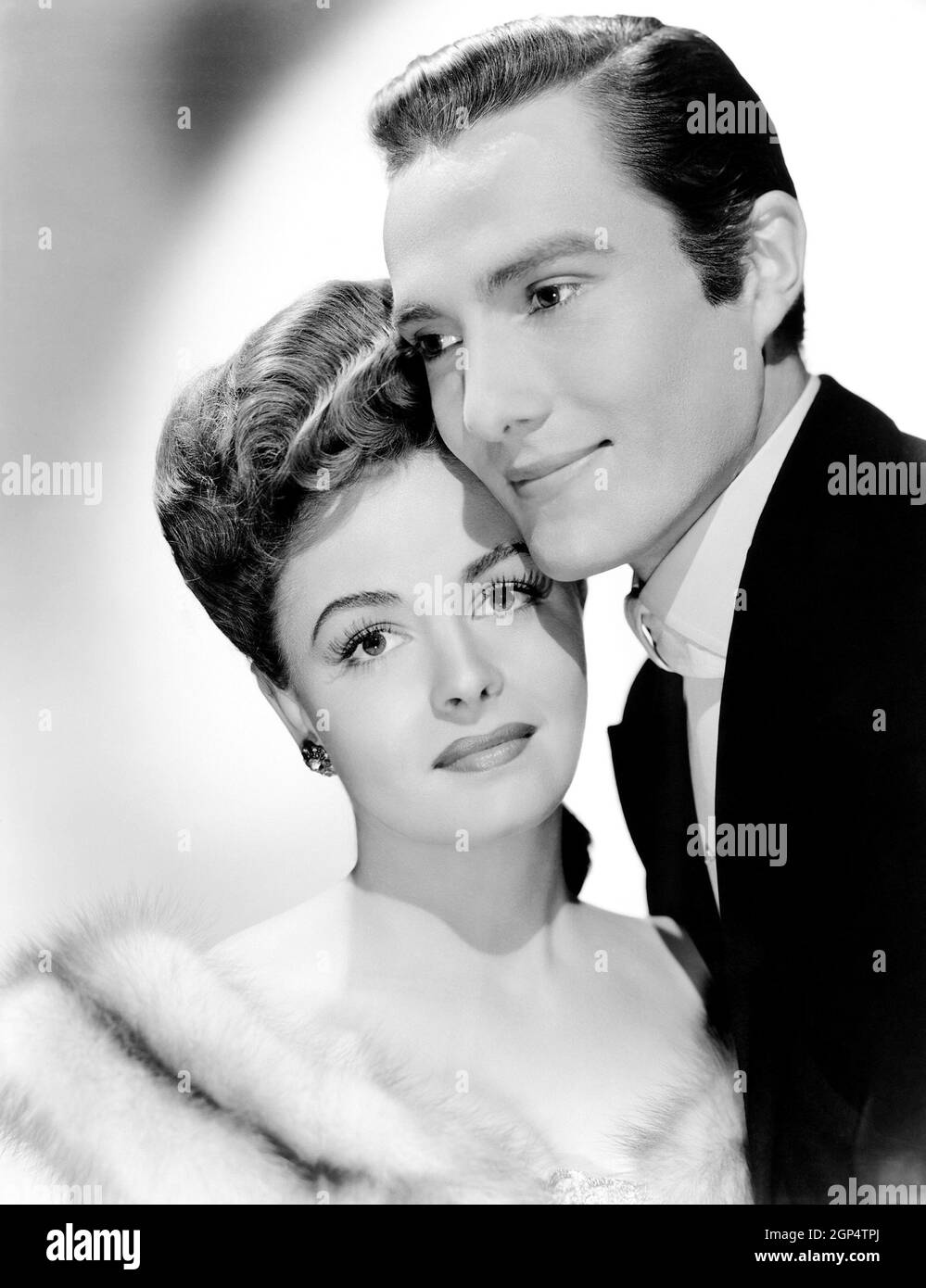 THE PICTURE OF DORIAN GRAY, from left, Donna Reed, Hurd Hatfield, 1945 ...