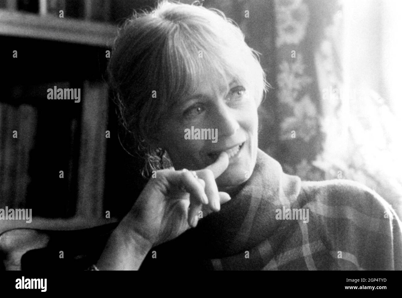 PRICK UP YOUR EARS, Vanessa Redgrave, 1987. ©Samuel Goldwyn/courtesy ...