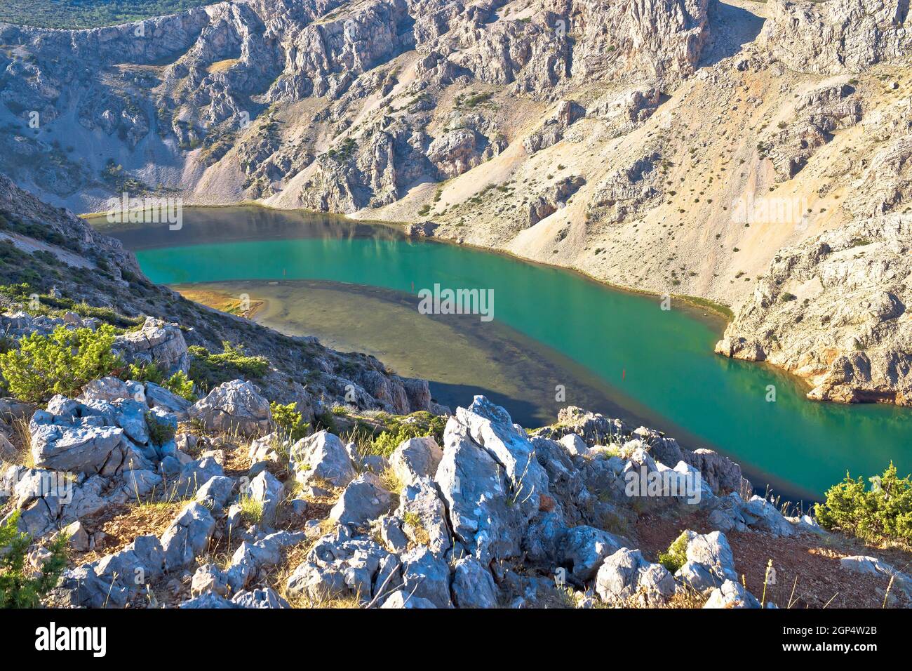Zrmanja river karst canyon view, landscape of Dalmatia region of ...