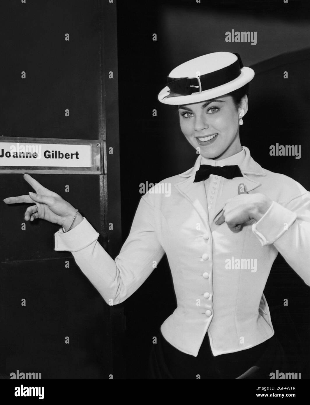 RED GARTERS, Joanne Gilbert on set, 1954 Stock Photo - Alamy