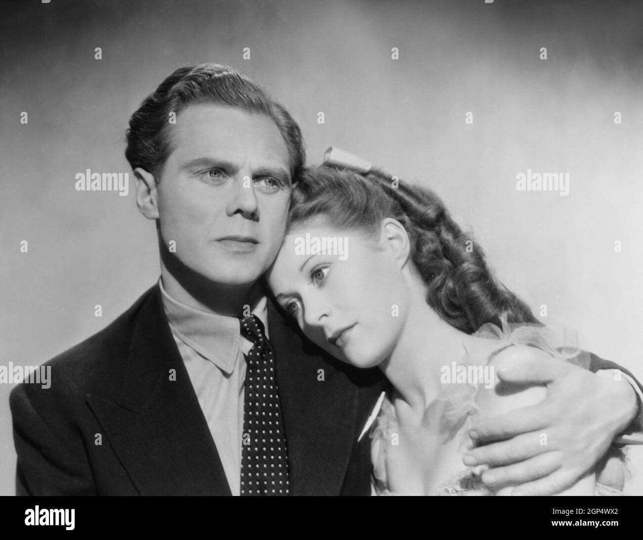 THE RED SHOES, from left: Marius Goring, Moira Shearer, 1948 Stock ...