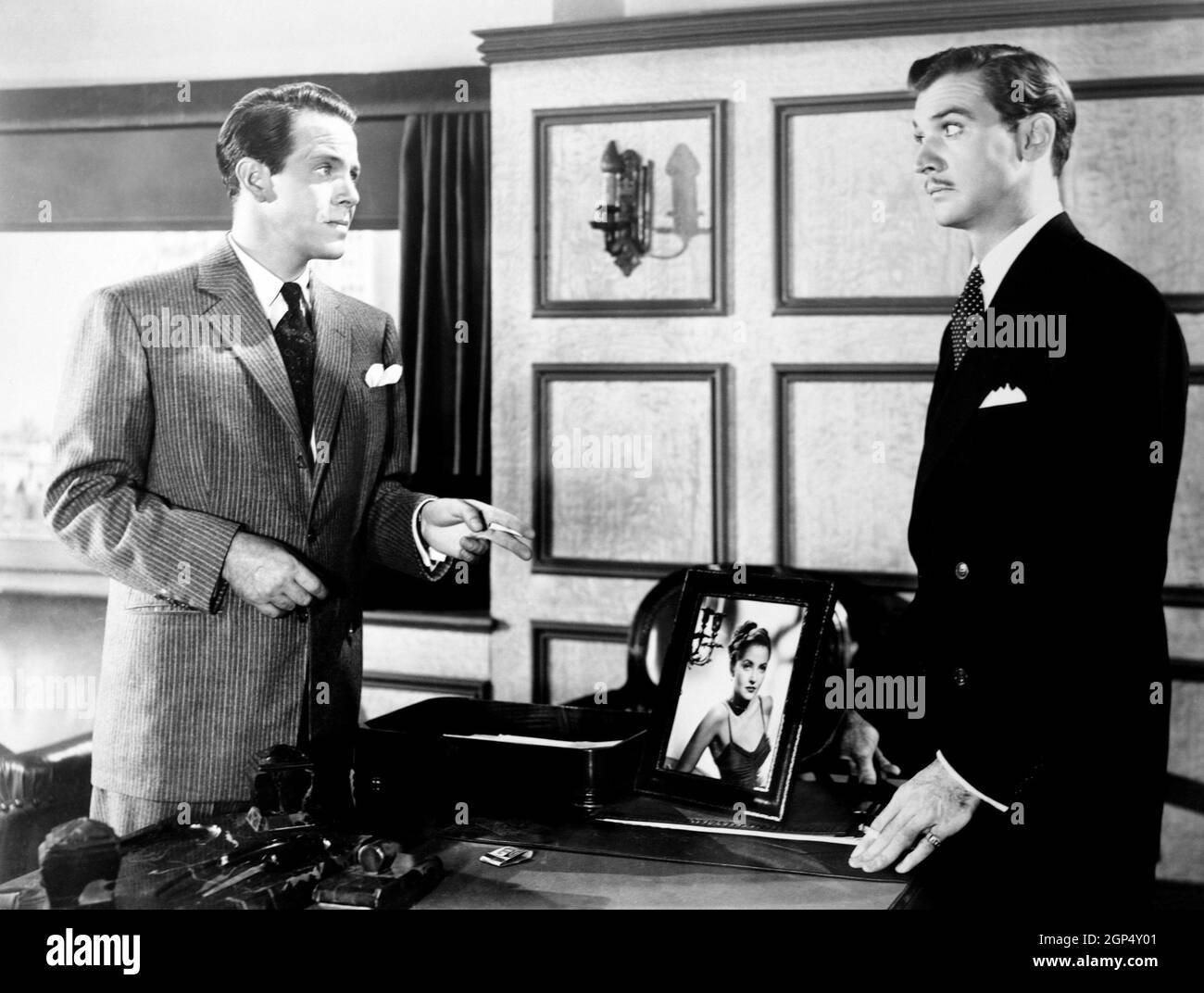 Martha vickers 1948 hi-res stock photography and images - Alamy