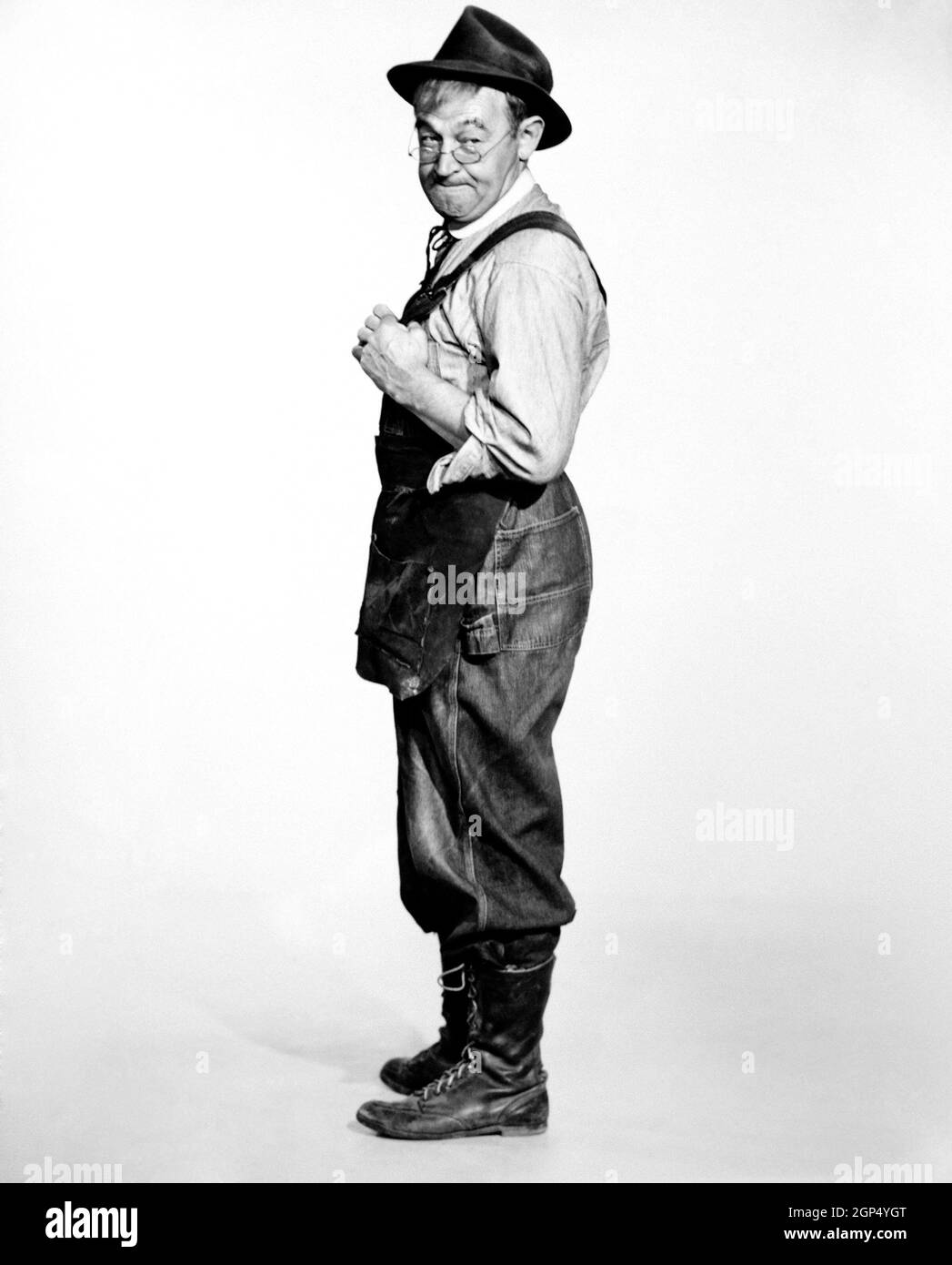 THE SAINTED SISTERS, Barry Fitzgerald, 1948 Stock Photo - Alamy