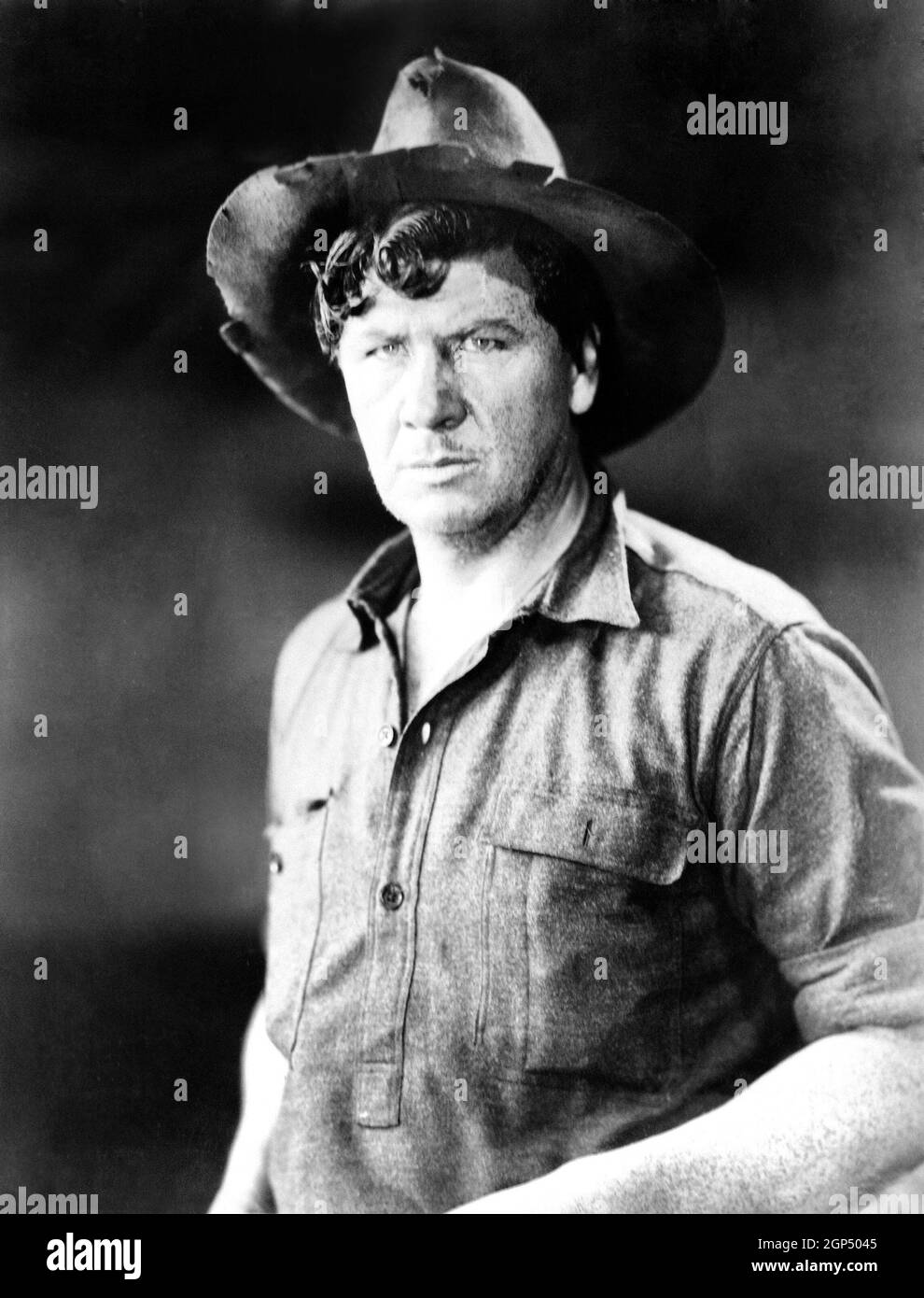 THE SHOWDOWN, George Bancroft, 1928 Stock Photo - Alamy