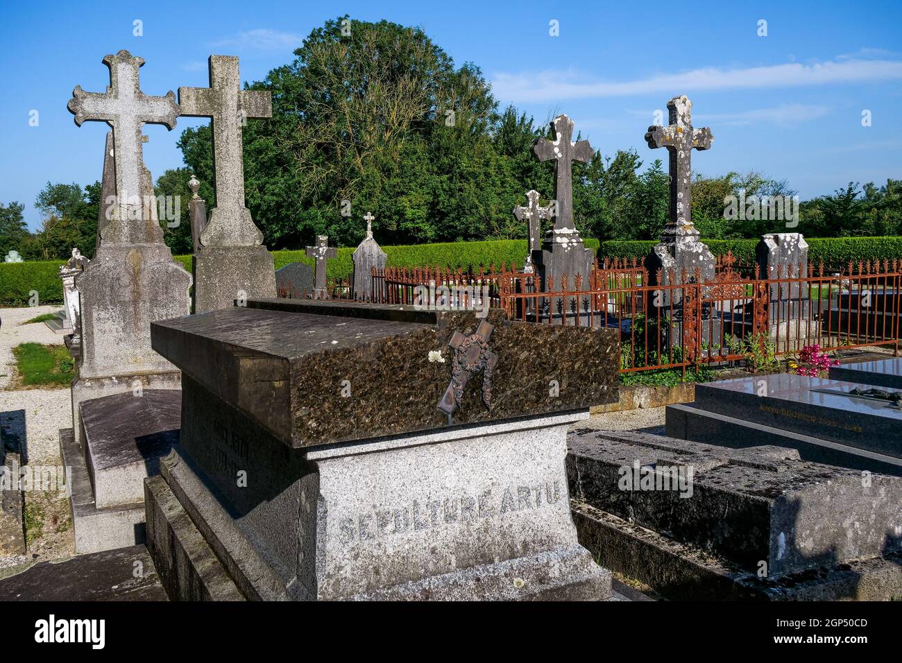 Sainte-Honorine church cemetery, Audouville la Hubert, Manche ...