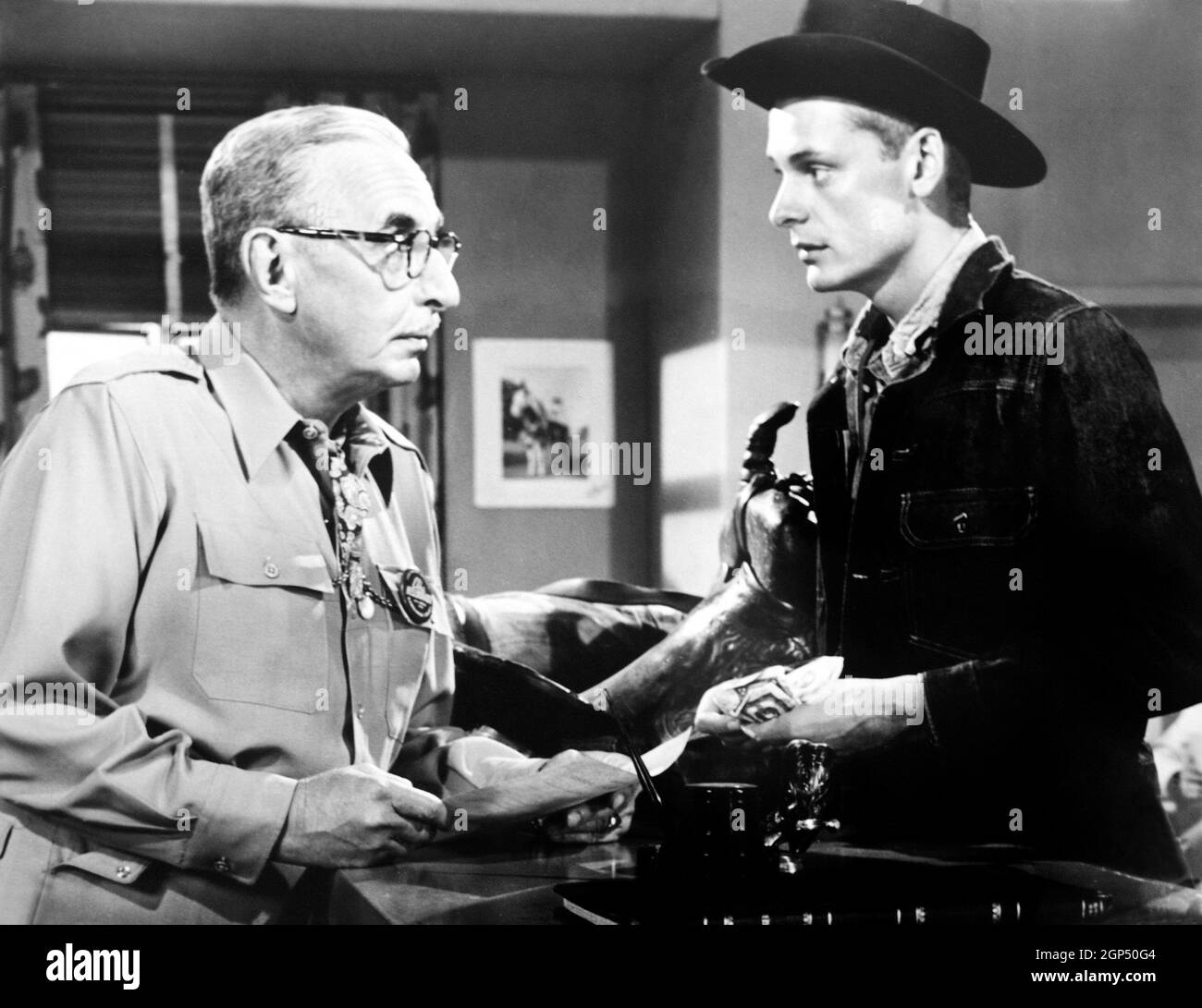 SKY FULL OF MOON, from left, Douglass Dumbrille, Carleton Carpenter ...