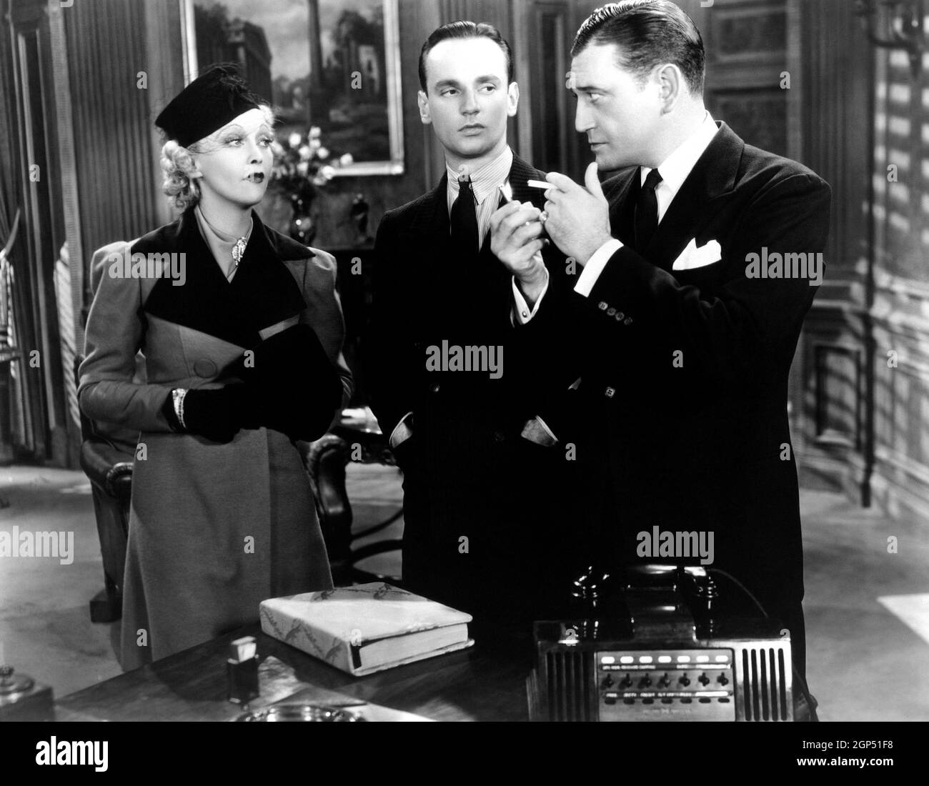 SPECIAL INVESTIGATOR, from left, Sheila Terry, Erik Rhodes, Richard Dix ...