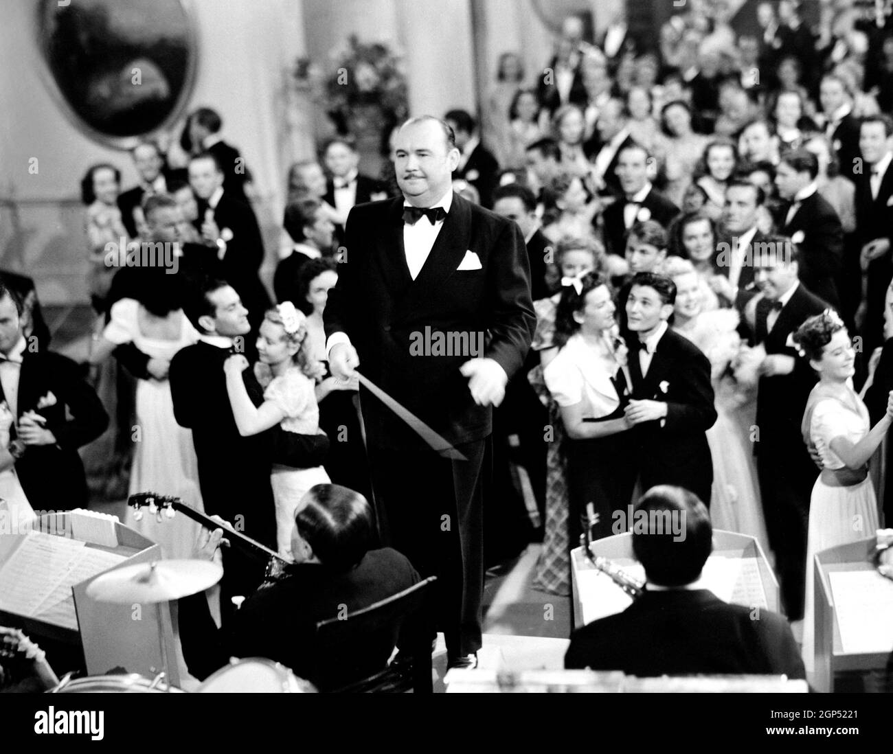 STRIKE UP THE BAND, Paul Whiteman, 1940 Stock Photo - Alamy