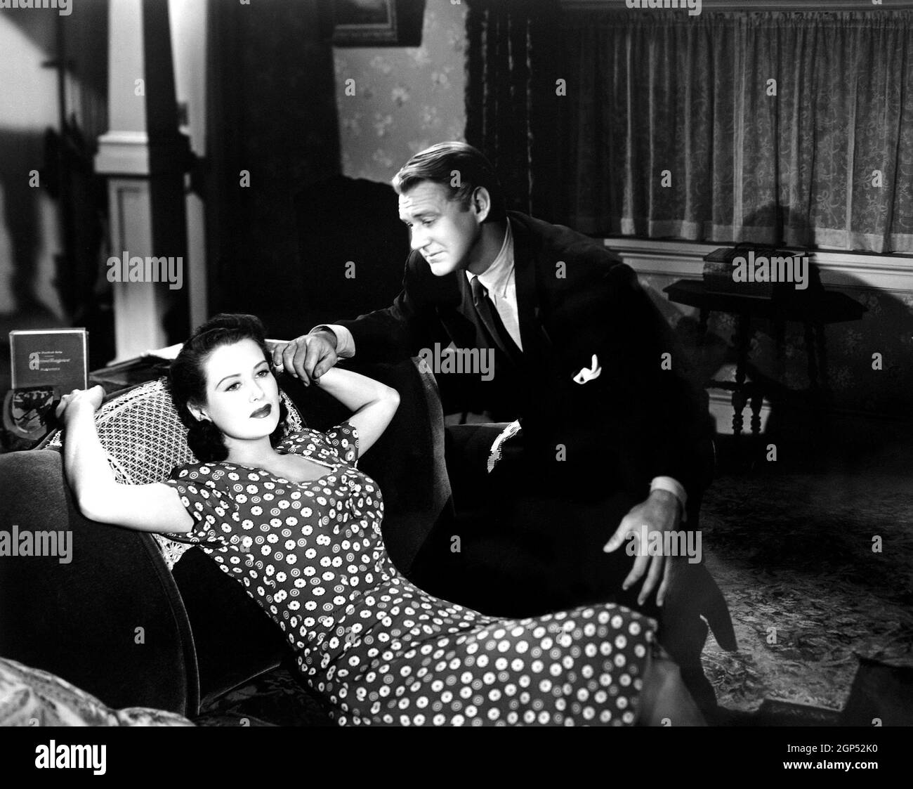 SWELL GUY, from left, Ruth Warrick, Sonny Tufts, 1946 Stock Photo - Alamy