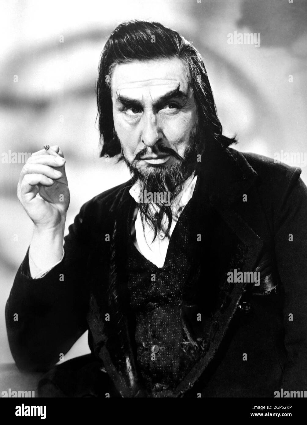 SVENGALI, Donald Wolfit, 1954 Stock Photo - Alamy